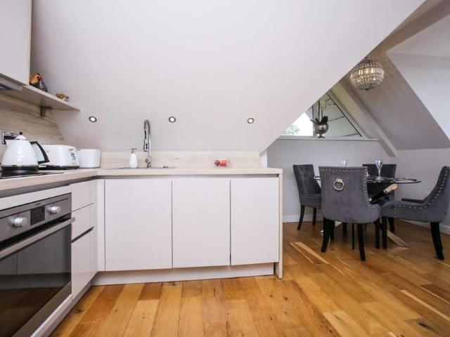 3 bedroom apartment to rent