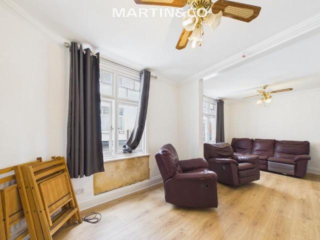3 bedroom apartment to rent