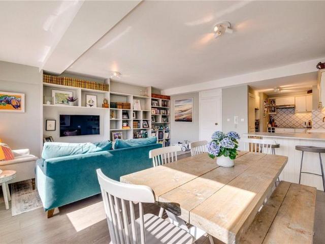 3 bedroom apartment to rent