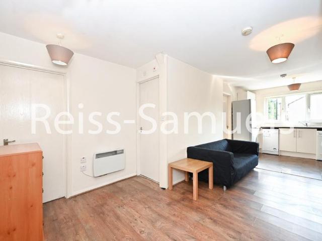3 bedroom apartment to rent