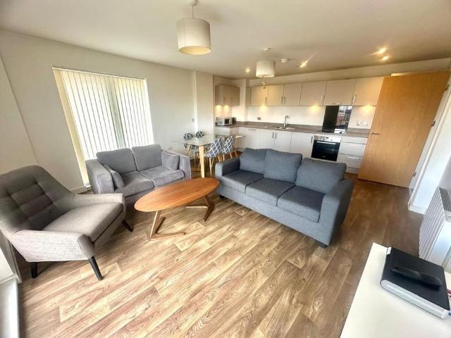 3 bedroom apartment to rent