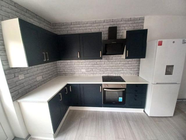 3 bedroom apartment to rent