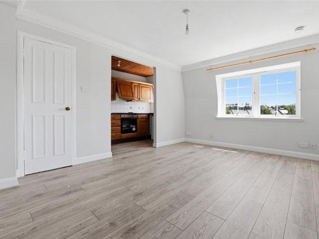 3 bedroom apartment to rent