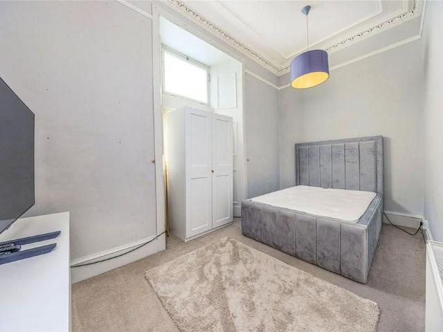 3 bedroom apartment to rent