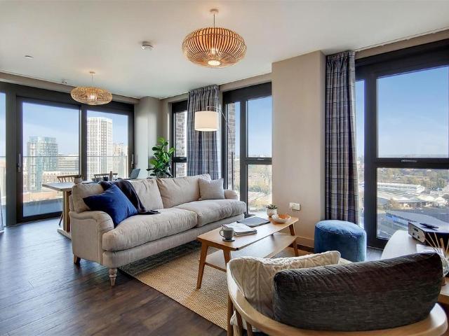 3 bedroom apartment to rent