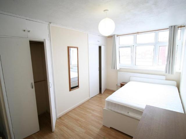 3 bedroom apartment to rent