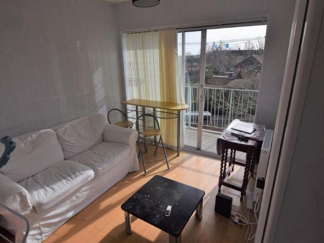 3 bedroom apartment to rent