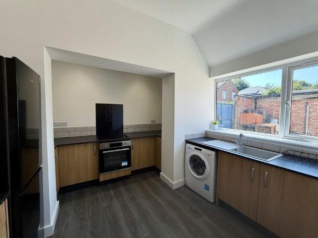 3 bedroom apartment to rent