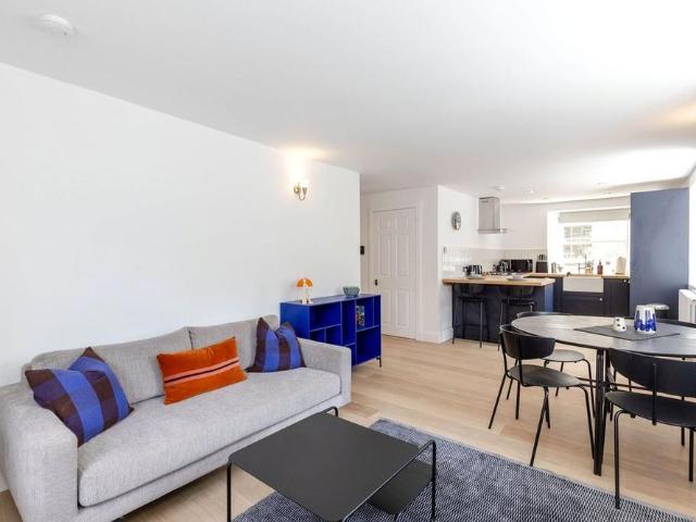 3 bedroom apartment to rent