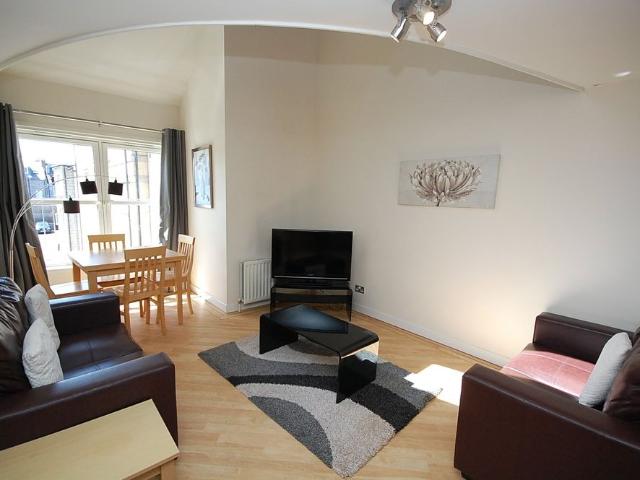 3 bedroom apartment to rent