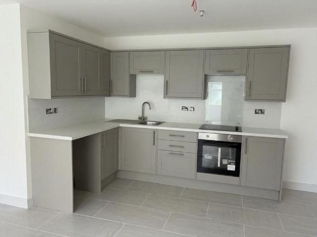 3 bedroom apartment to rent