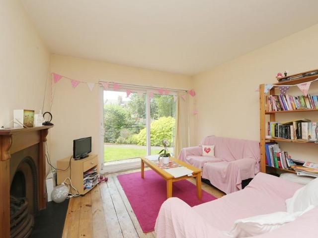 3 bedroom apartment to rent