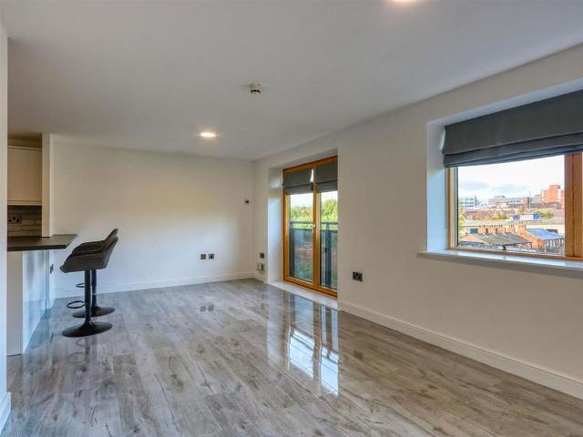 3 bedroom apartment to rent