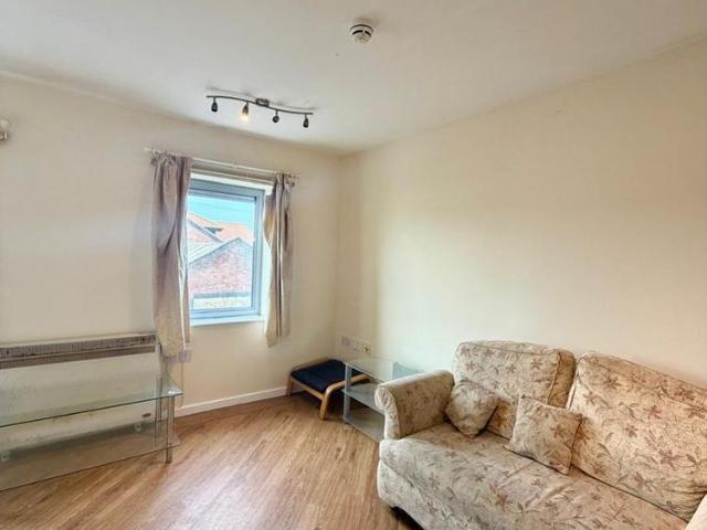 3 bedroom apartment to rent