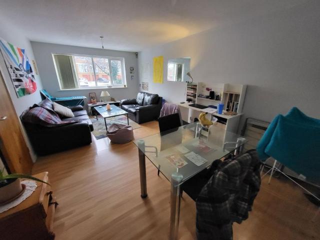 3 bedroom apartment to rent