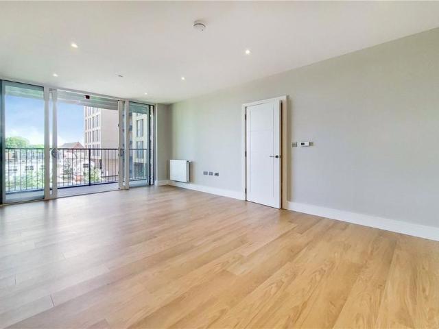 3 bedroom apartment to rent