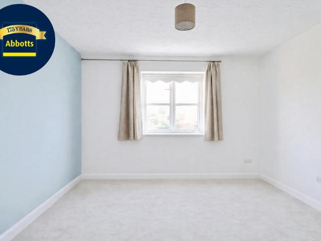 3 bedroom apartment to rent