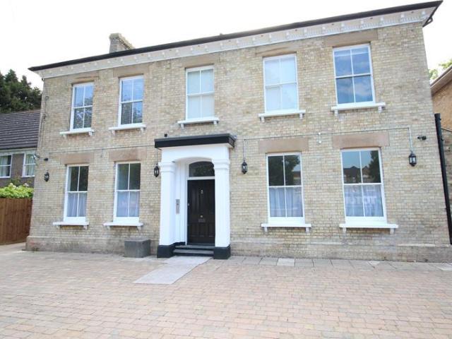 3 bedroom apartment to rent