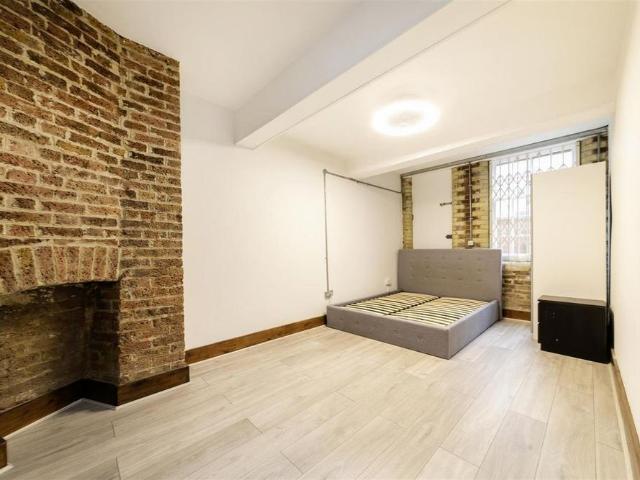 3 bedroom apartment to rent