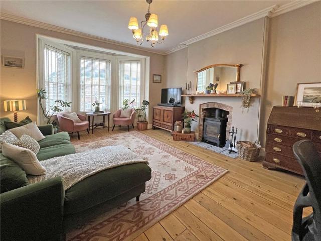 3 Bedroom Apartment To Rent