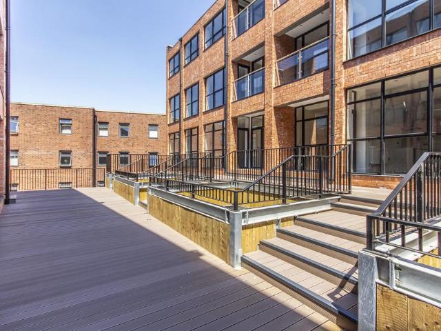 3 bedroom apartment to rent