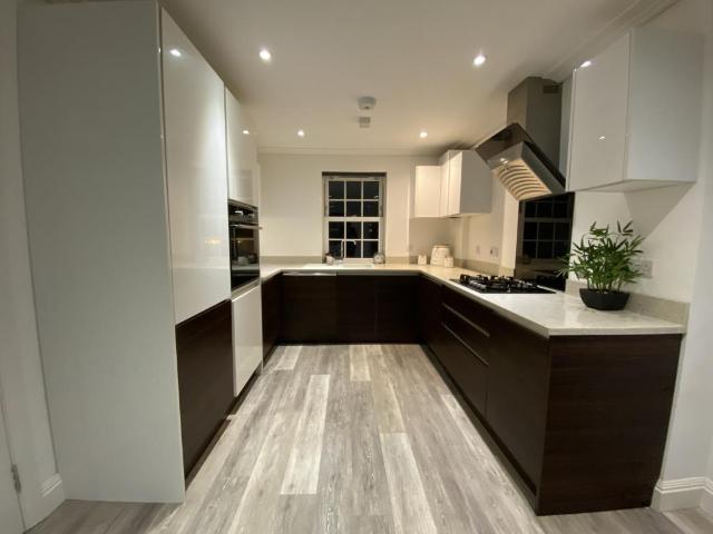 3 bedroom apartment to rent