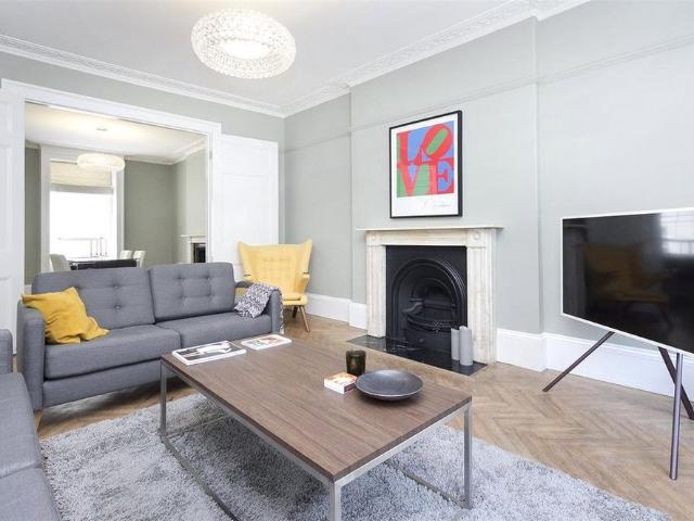 3 bedroom apartment to rent