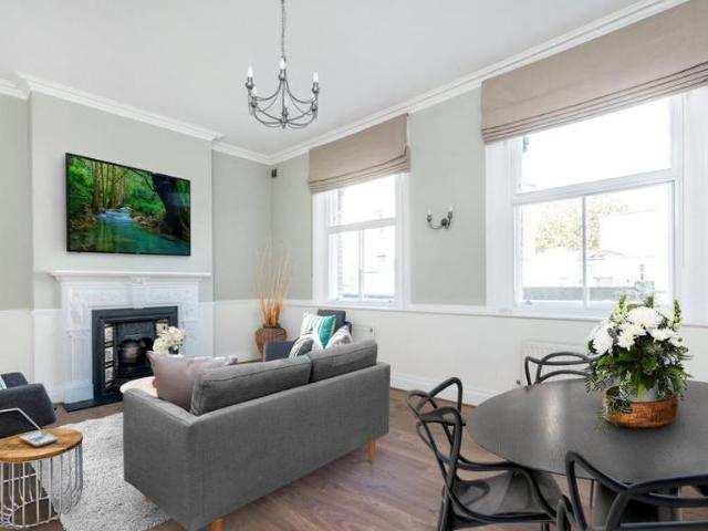 3 bedroom apartment to rent