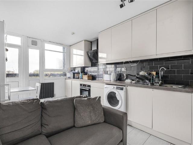 3 bedroom apartment to rent