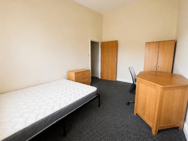 3 bedroom apartment to rent