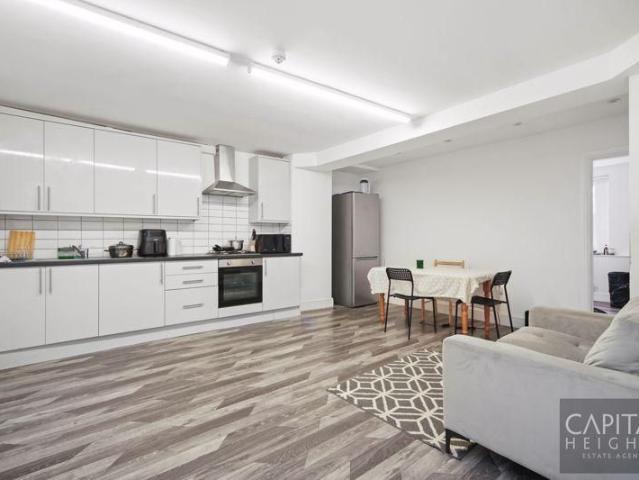 3 bedroom apartment to rent