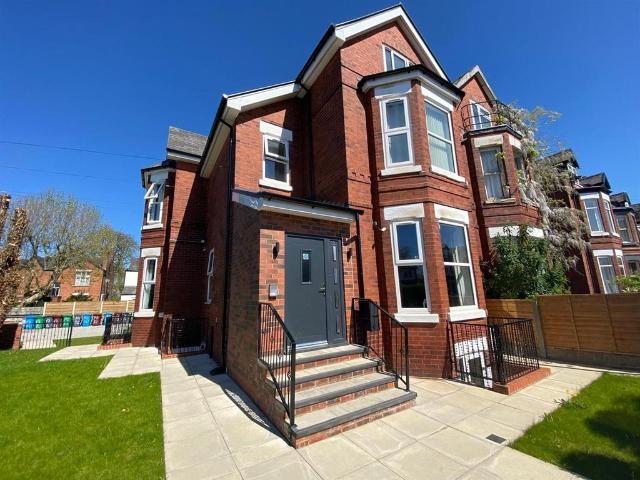 3 bedroom apartment to rent