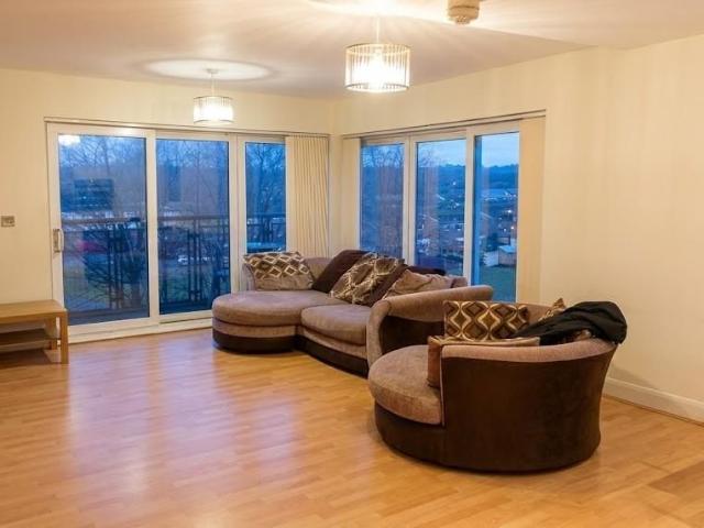 3 bedroom apartment to rent