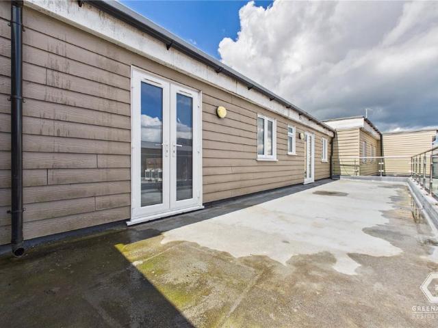 3 bedroom apartment to rent