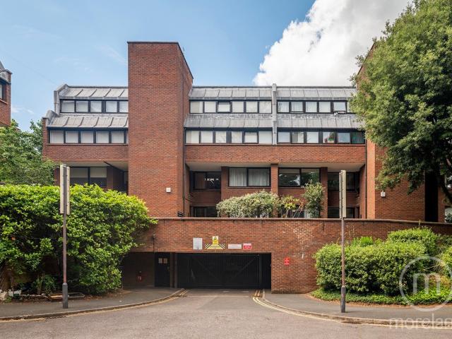 3 bedroom Apartment to rent