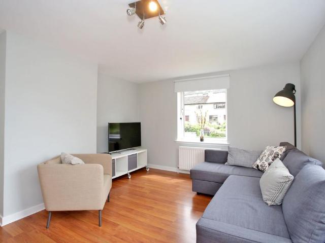 3 bedroom apartment to rent