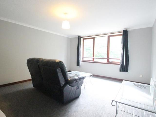3 bedroom apartment to rent