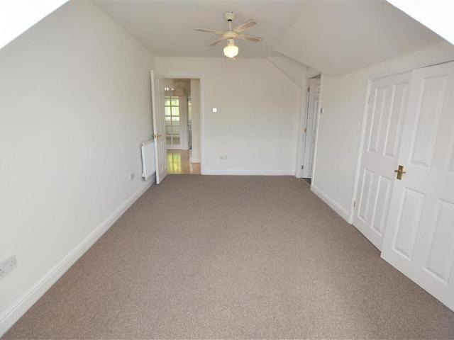 3 bedroom apartment to rent