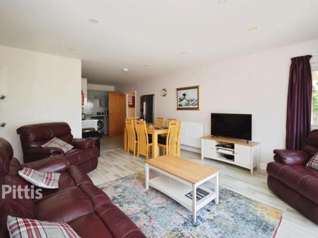 3 bedroom apartment to rent