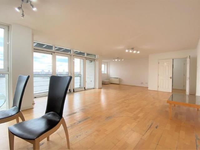 3 bedroom apartment to rent
