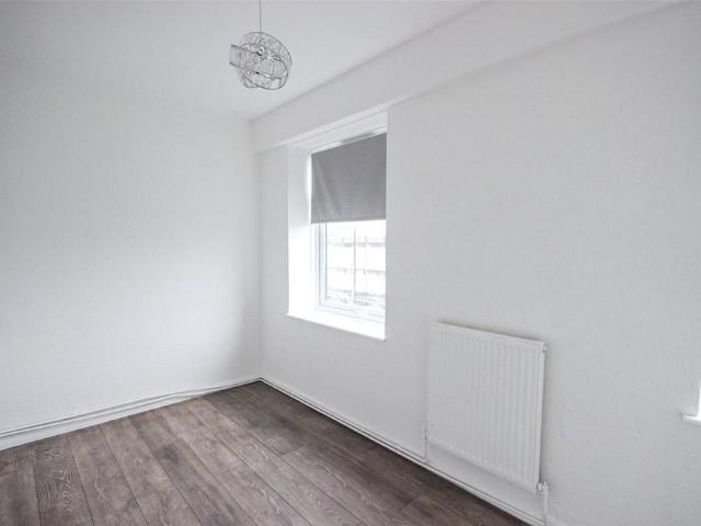 3 bedroom apartment to rent