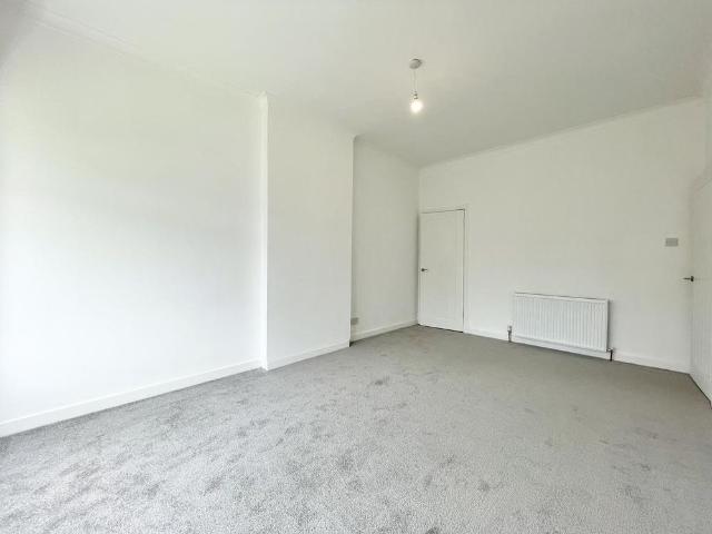 3 bedroom apartment to rent