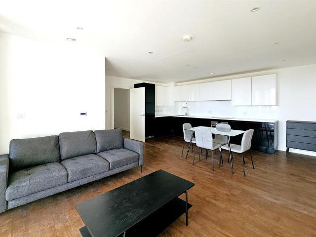 3 bedroom apartment to rent
