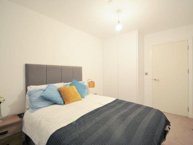 3 bedroom apartment to rent