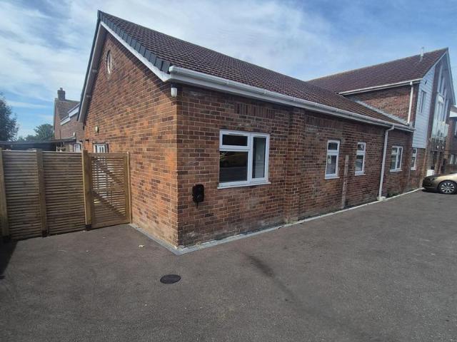 3 bedroom apartment to rent