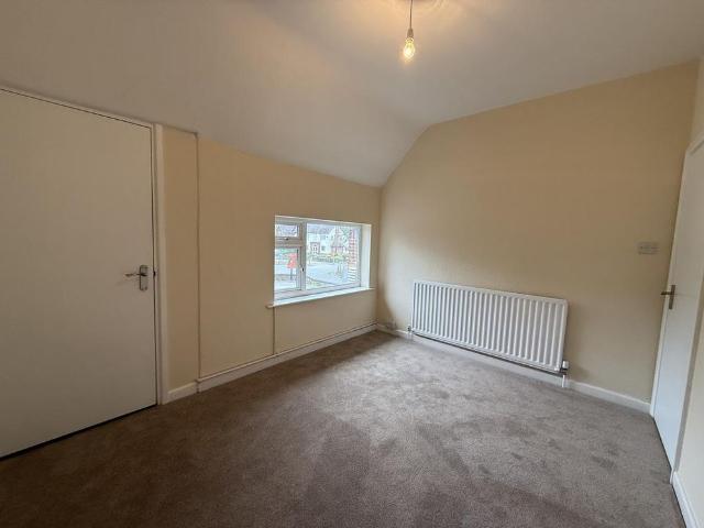 3 bedroom apartment to rent