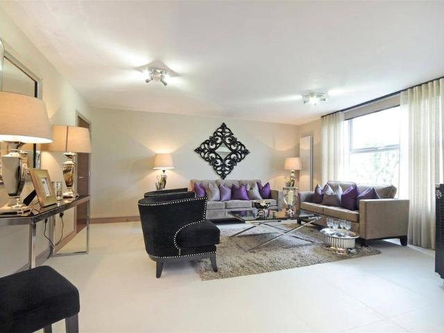 3 bedroom apartment to rent
