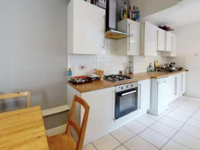 3 bedroom apartment to rent