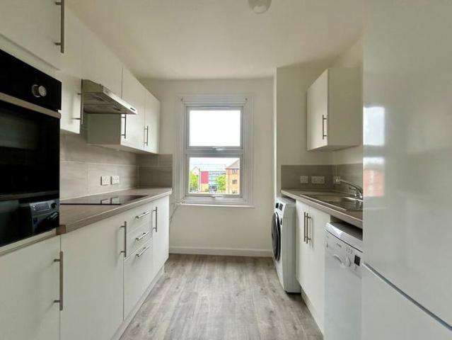3 bedroom apartment to rent