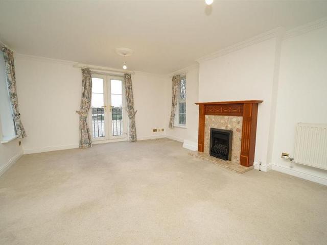 3 bedroom apartment to rent